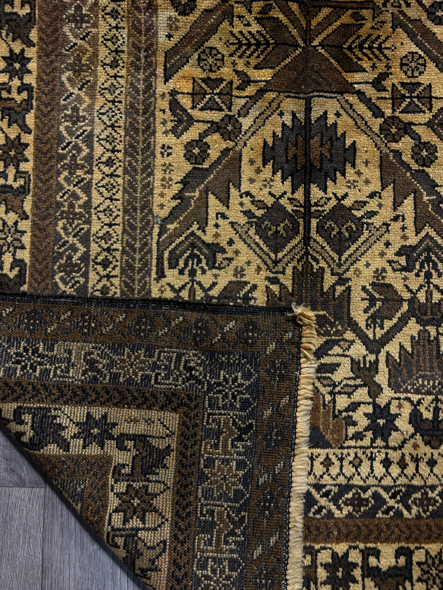 Vintage Persian Baluchi Wool Rug 193cm x 110cm – Knot n' Co